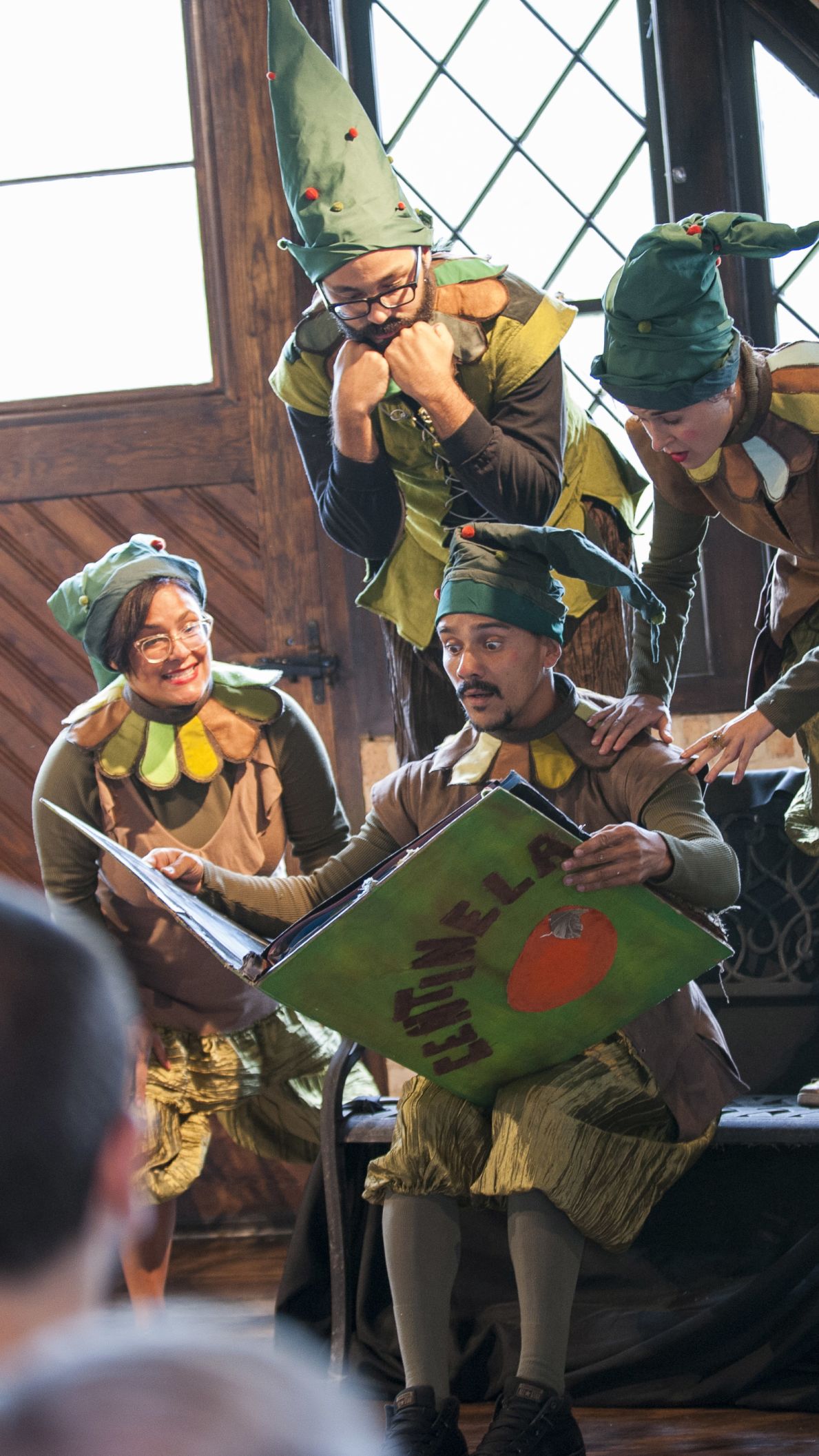 Puerto Rican Artists Bring Radical Theater And Oversized Puppets To Chicago